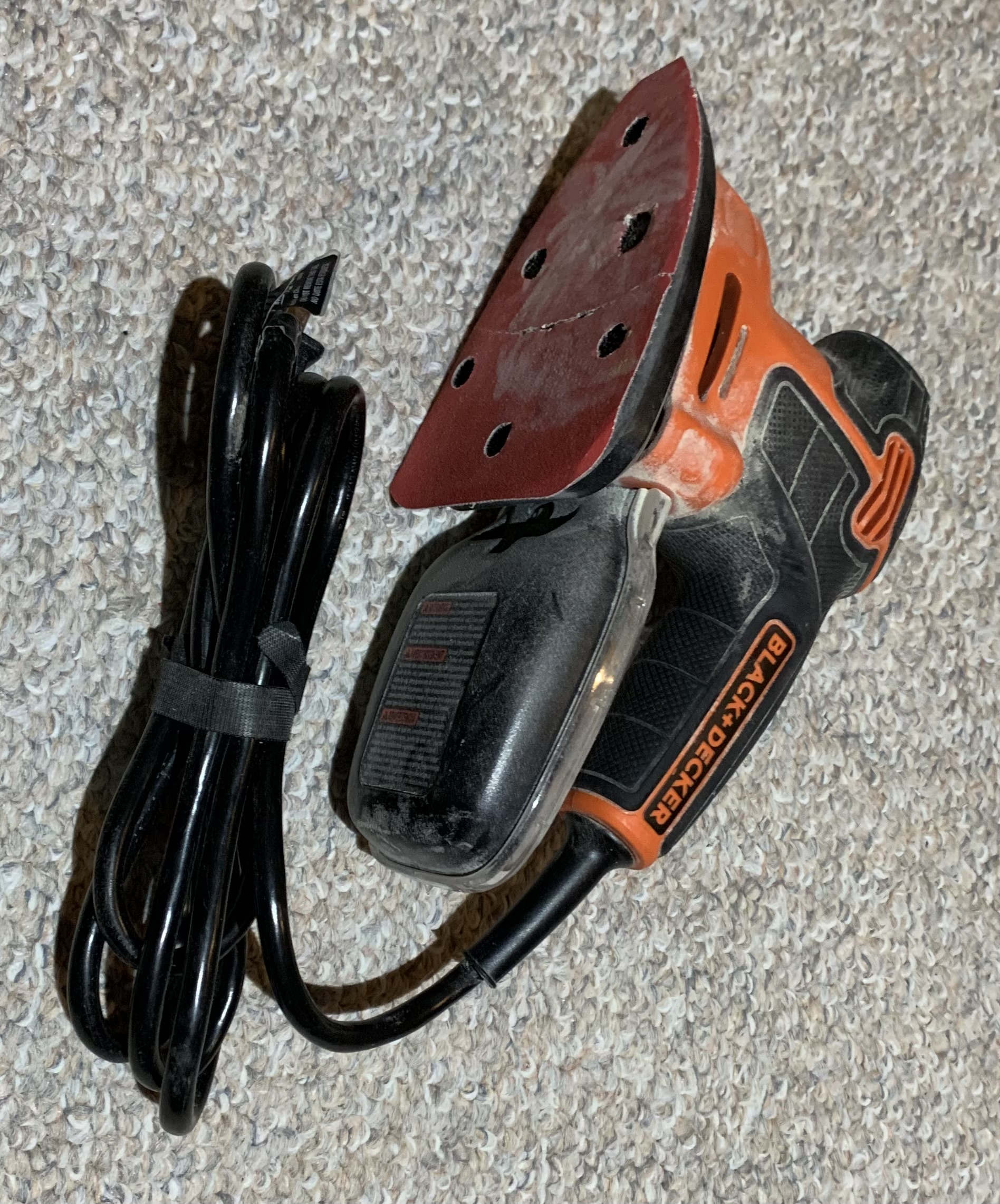 Tame cable clutter: Organize cables with Velcro cable wraps - Upgrade ...